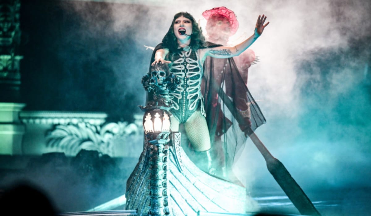 "I hope our leaders are listening": Lady Gaga condemns ICE during ...